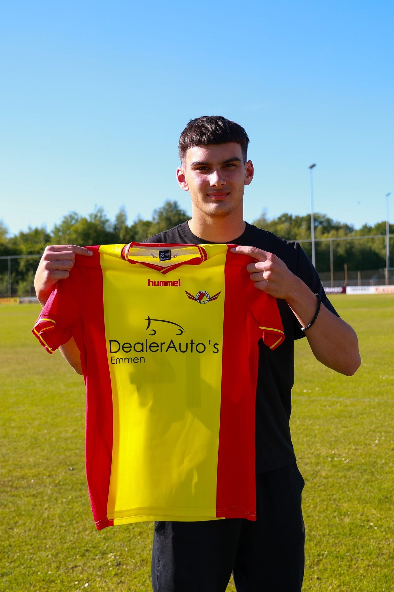 Ook Nikola Gajic keert terug! - SC Angelslo